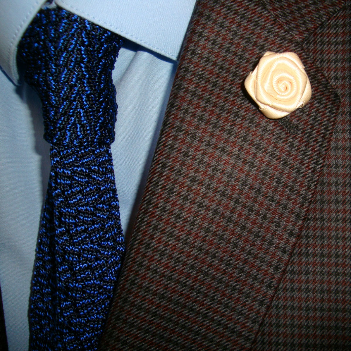 Rose|White|jacket|Lapel Pin|Bassin and Brown – Bassin And Brown